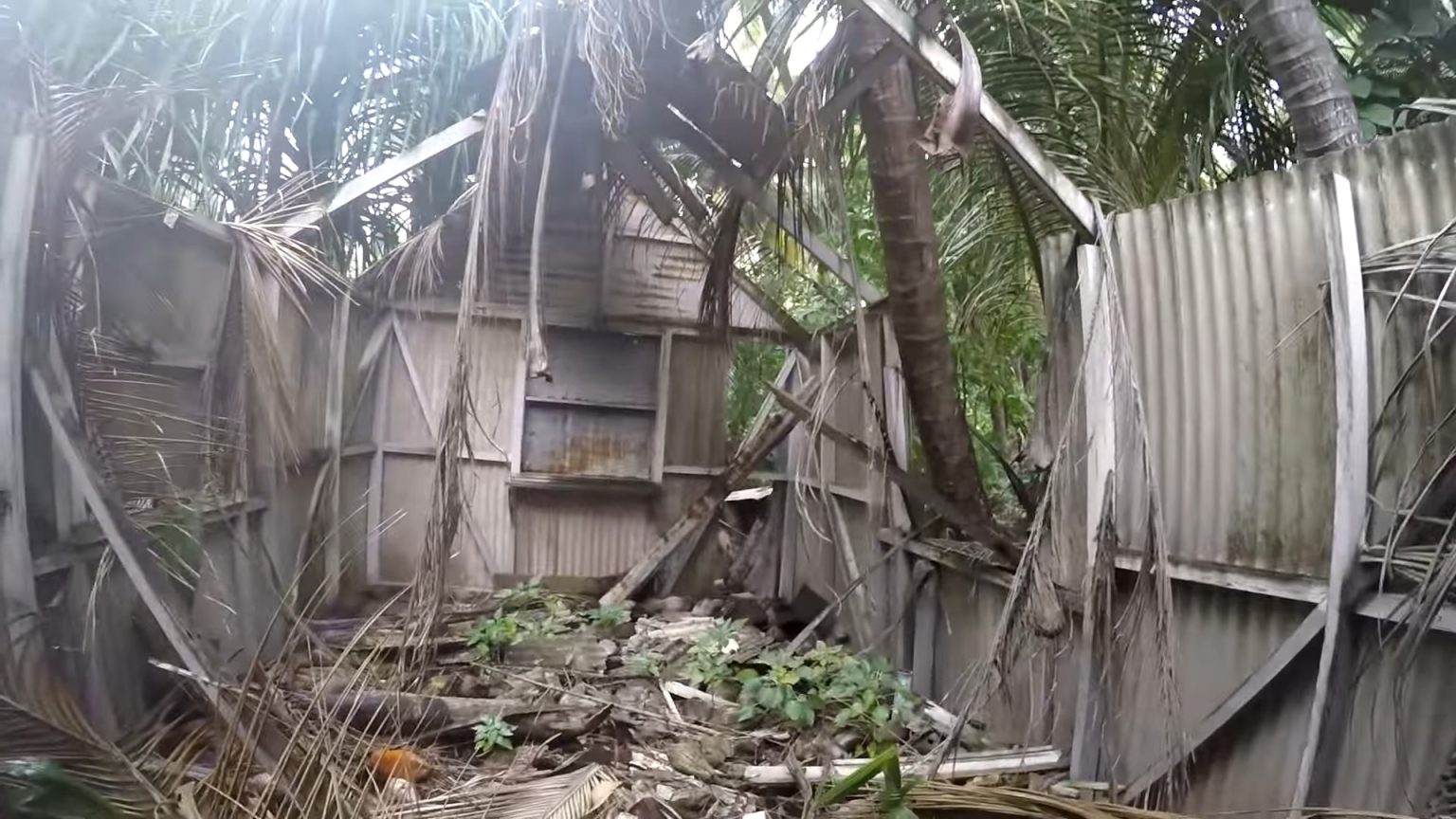 Nikumaroro Atoll - Tropical Islands